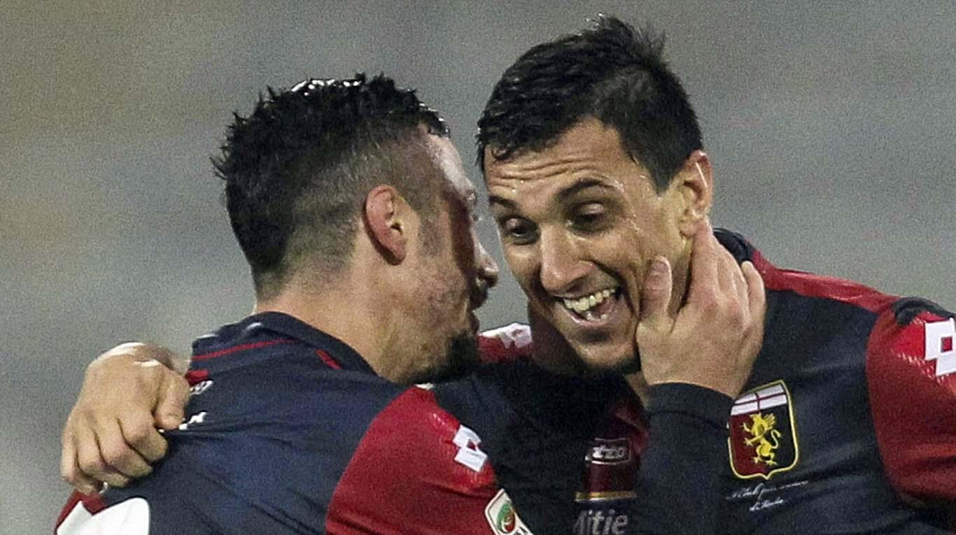 El argentino Nicolás Burdisso se retira del fútbol profesional ...
